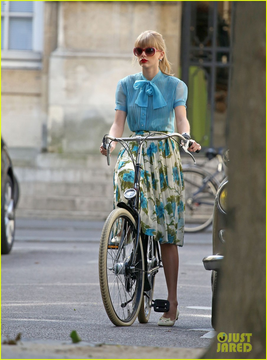 Taylor Swift: 'Begin Again' Video Shoot & 'Red' Preview Clip!: Photo 2731260 | Taylor Swift ...