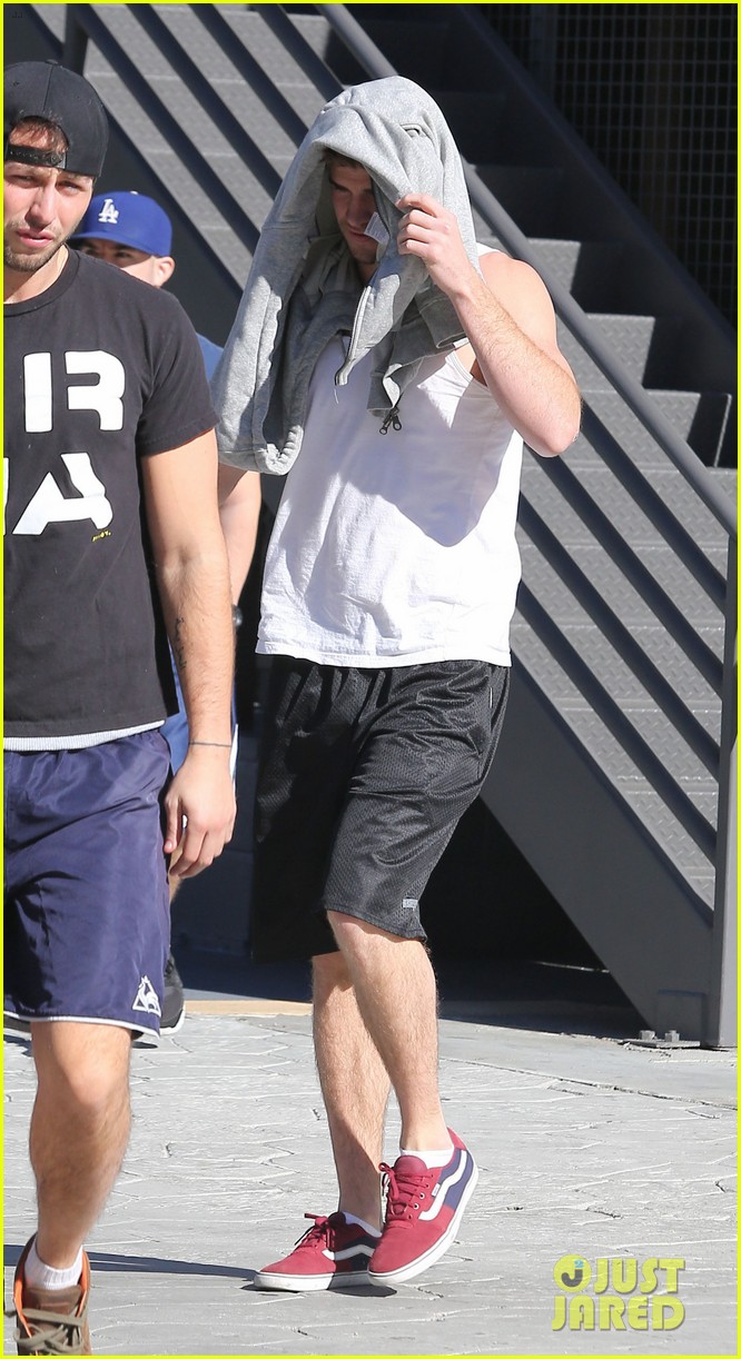 Miley Cyrus Hits the Studio, Liam Hemsworth Breaks a Sweat: Photo ...