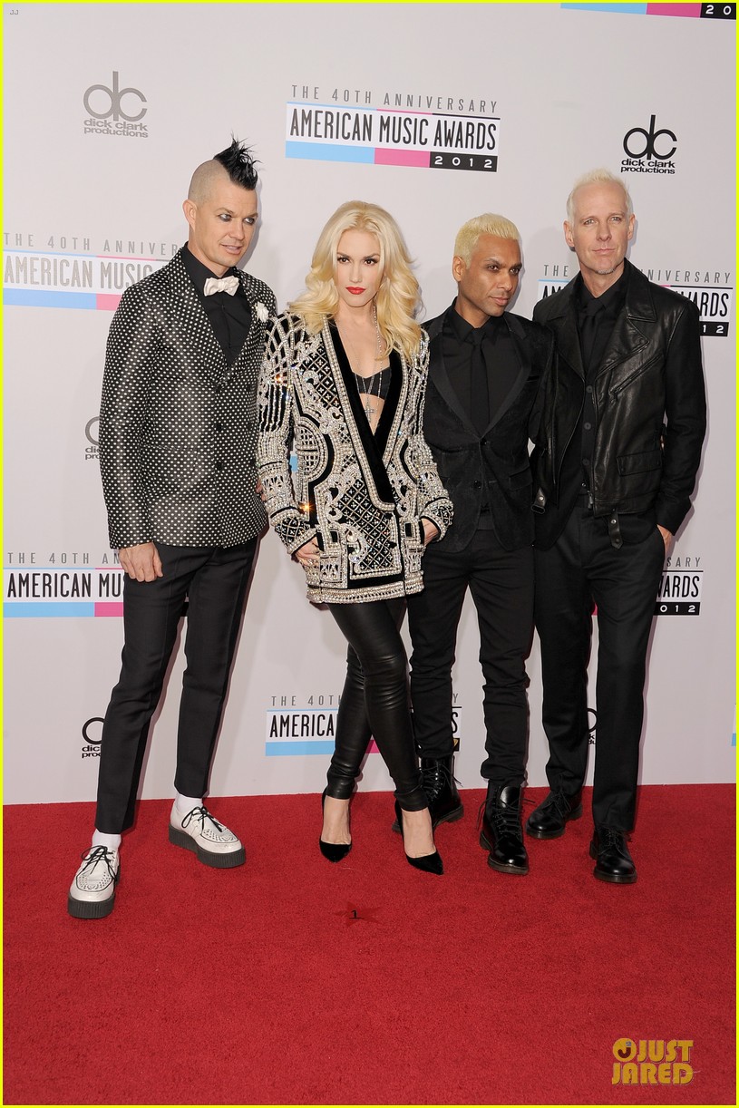 No Doubt: 'Looking Hot' AMAs Performance - Watch Now!: Photo 2760389 ...