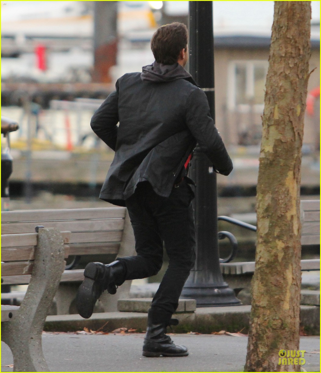 Joshua Jackson: 'Fringe' Water Scenes!: Photo 2765019 | Anna Torv ...