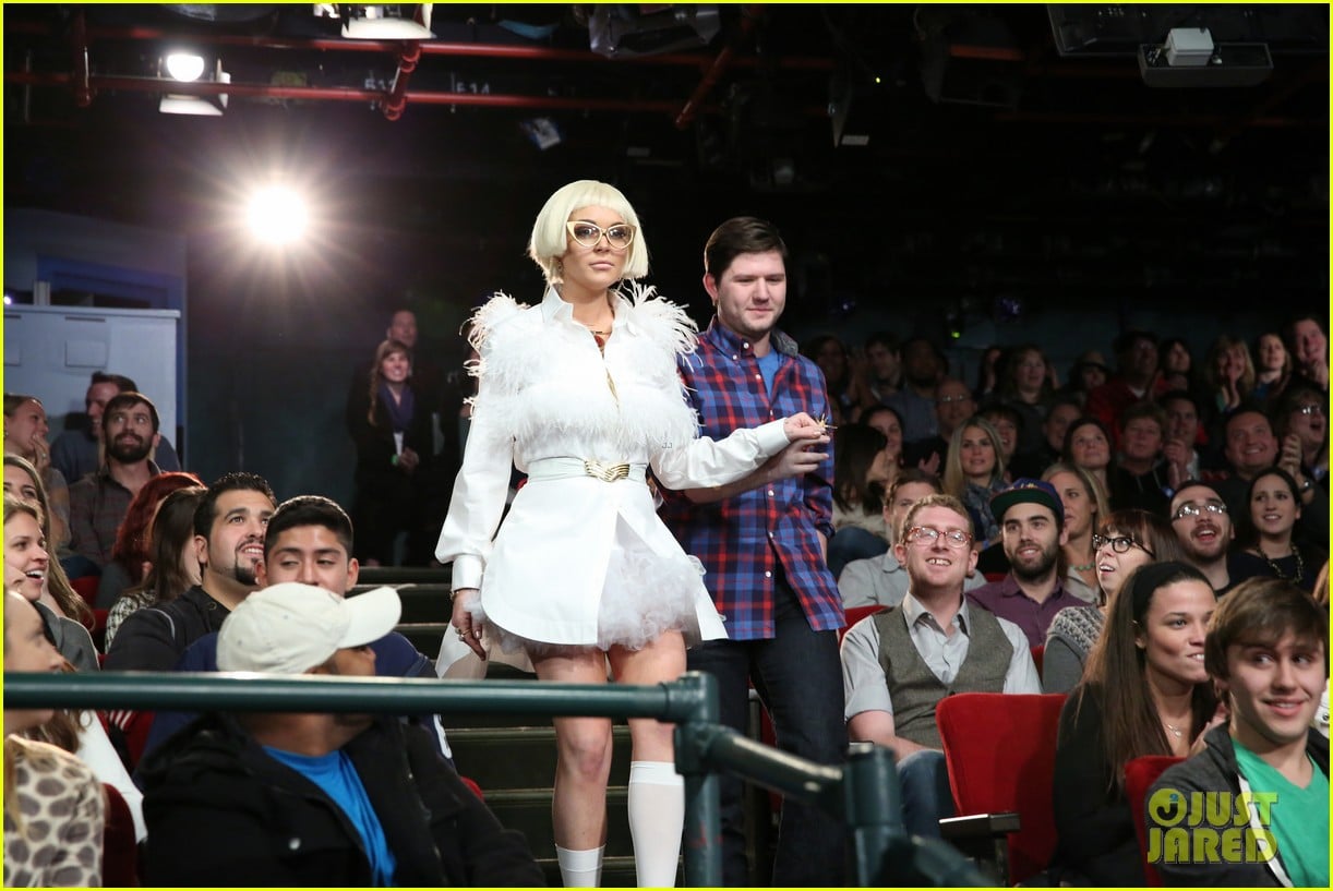 Lindsay Lohan: Blonde Wig for Fallon's 'Play With Your Look'!: Photo ...