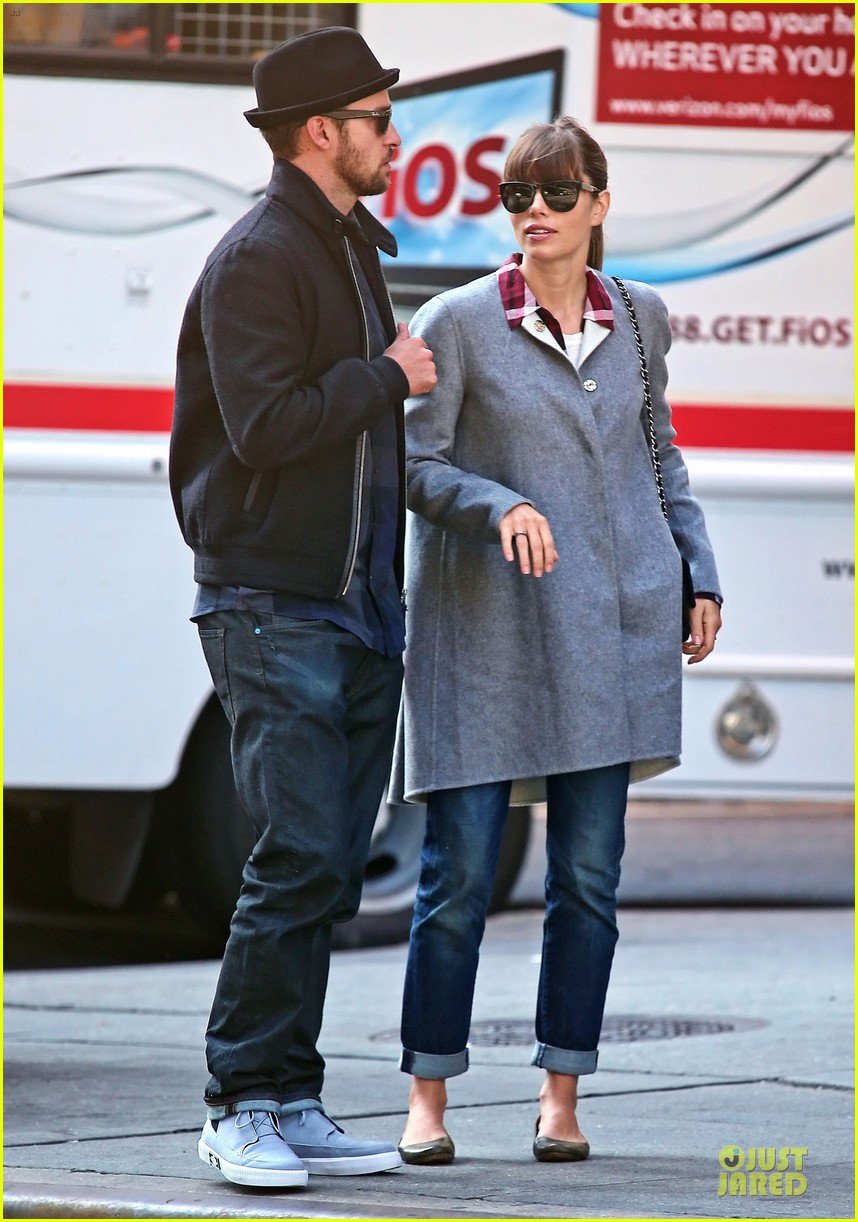 Justin Timberlake & Jessica Biel: Newlyweds 'Skyfall' Date!: Photo ...