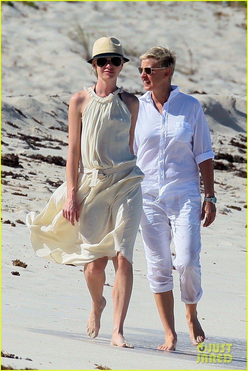 Ellen DeGeneres & Portia De Rossi: Holding Hands in St. Barts!: Photo ...