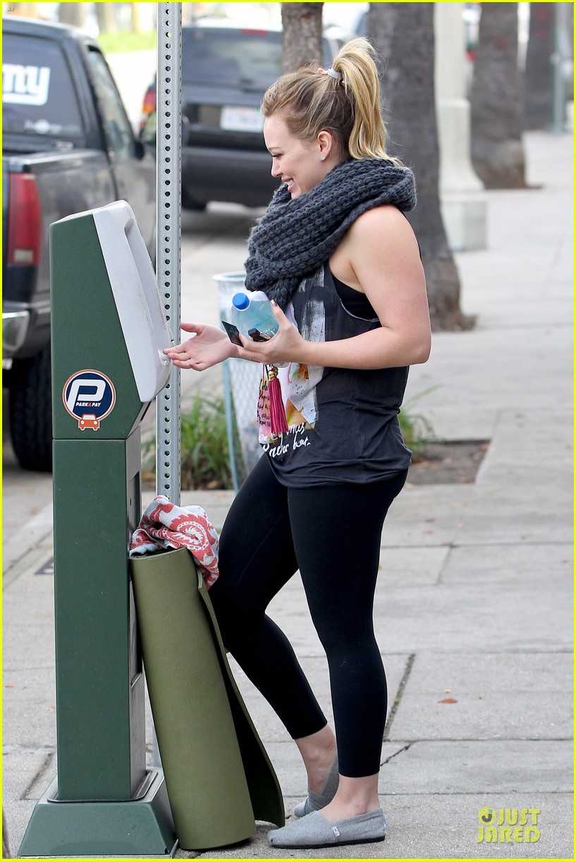 Hilary Duff & Luca: Matching Outfits for Lunch!: Photo 2772681 ...
