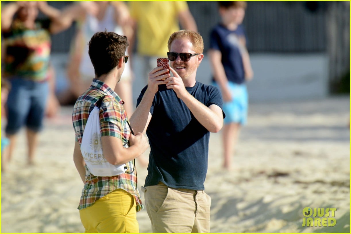 Jesse Tyler Ferguson & Justin Mikita: St. Barts Boys!: Photo 2781837 ...