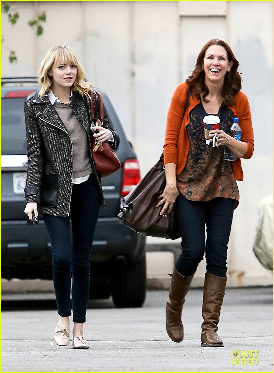 Emma Stone & Andrew Garfield : Separate Outings with Friends!: Photo ...