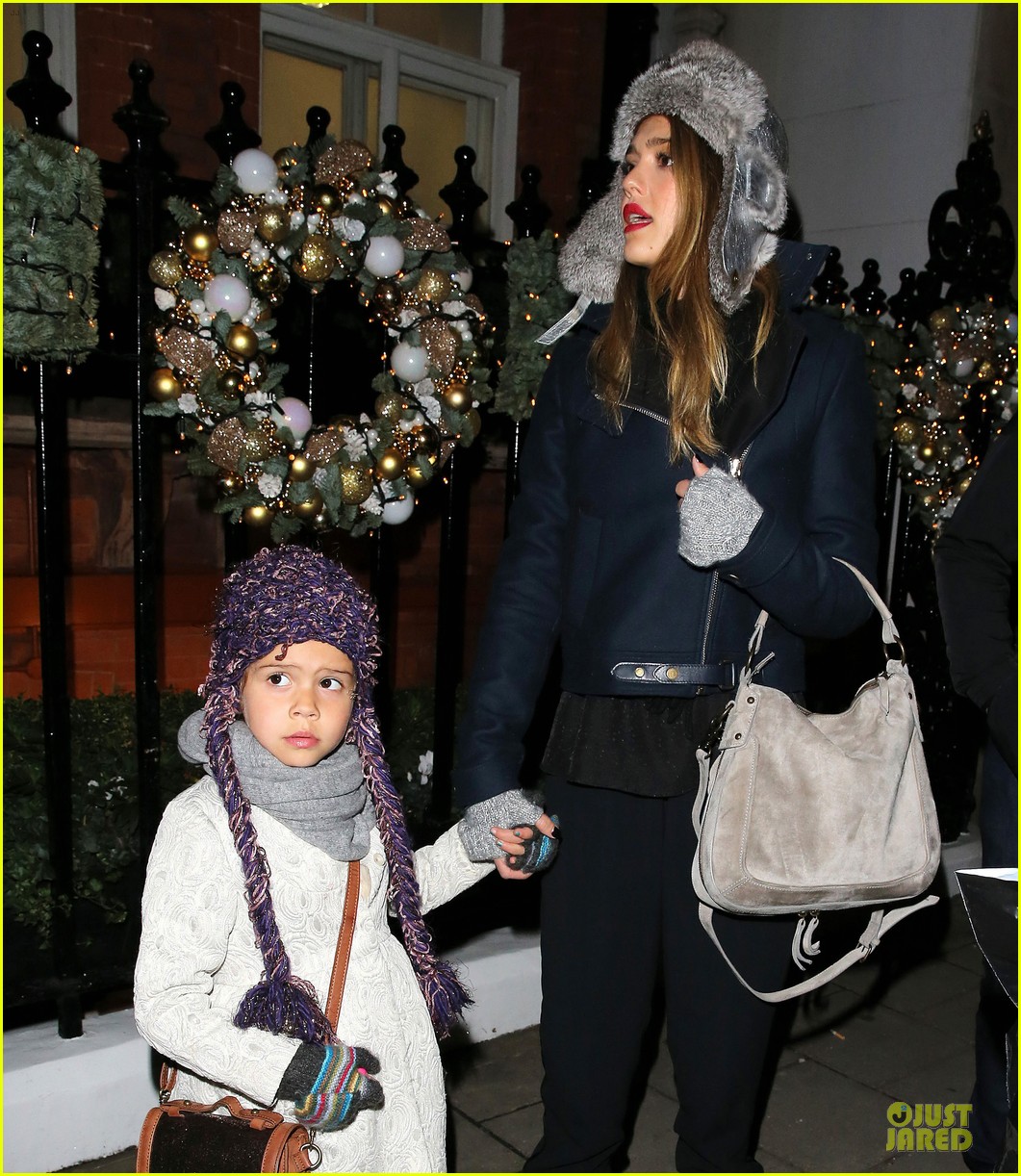 Jessica Alba Had a Blast at Winter Wonderland with Honor!: Photo ...