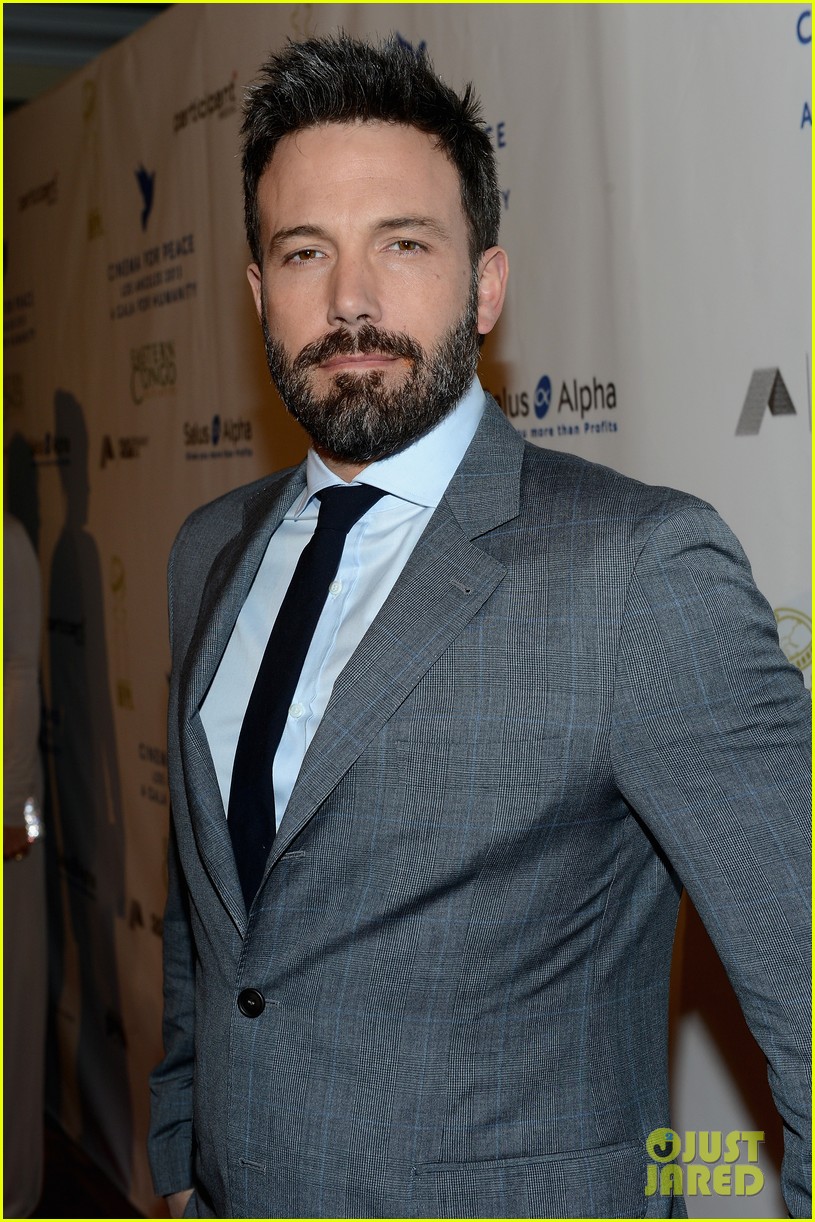 Ben Affleck & Thandie Newton: Cinema for Peace Gala: Photo 2789668 | Ben Affleck, Dax Shepard ...