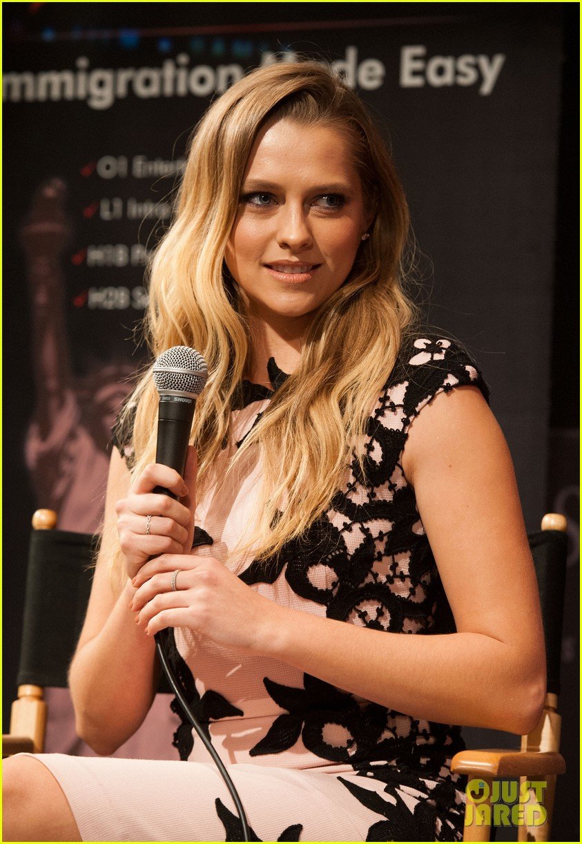 Teresa Palmer: 'Warm Bodies' Australians in Film Screening: Photo ...