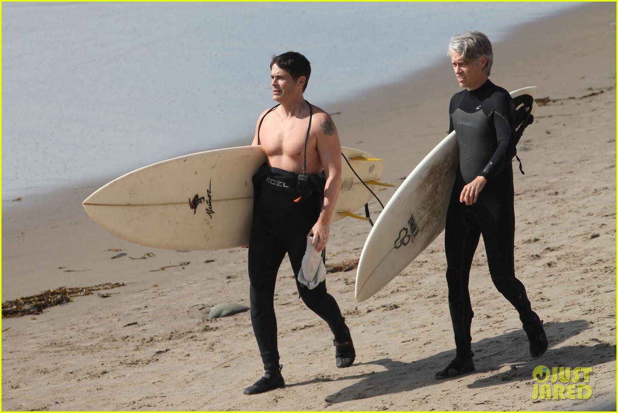 Rob Lowe: Shirtless Super Bowl Sunday Surfing!: Photo 2804421 | Rob ...