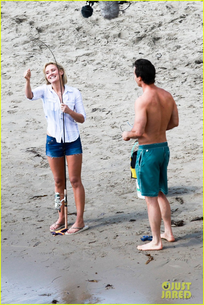 Mark-Paul Gosselaar: Shirtless on 'Franklin & Bash' Set!: Photo 2816602 ...