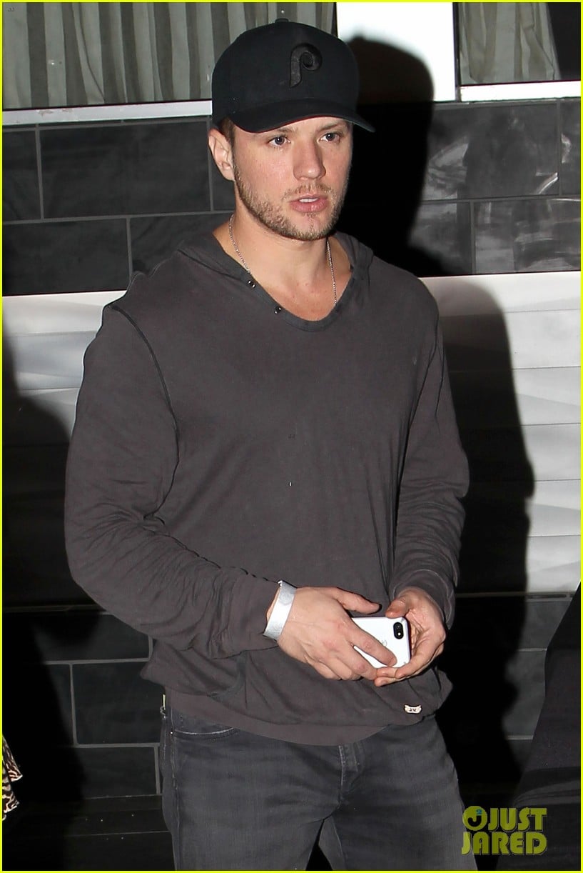 Ryan Phillippe: RivaBella Opening & Wednesday Workout!: Photo 2802600 ...