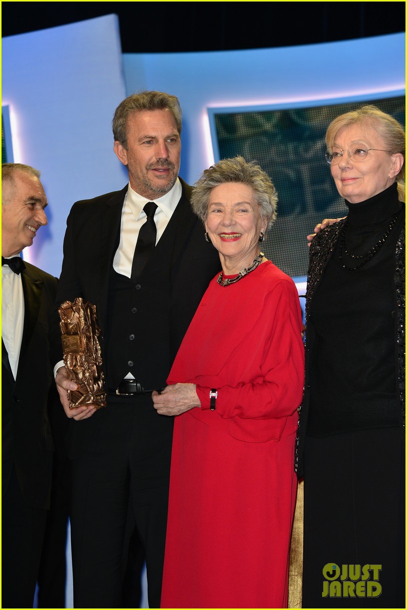Emmanuelle Riva Lands for Oscars After Cesar Awards Win!: Photo 2818147 ...