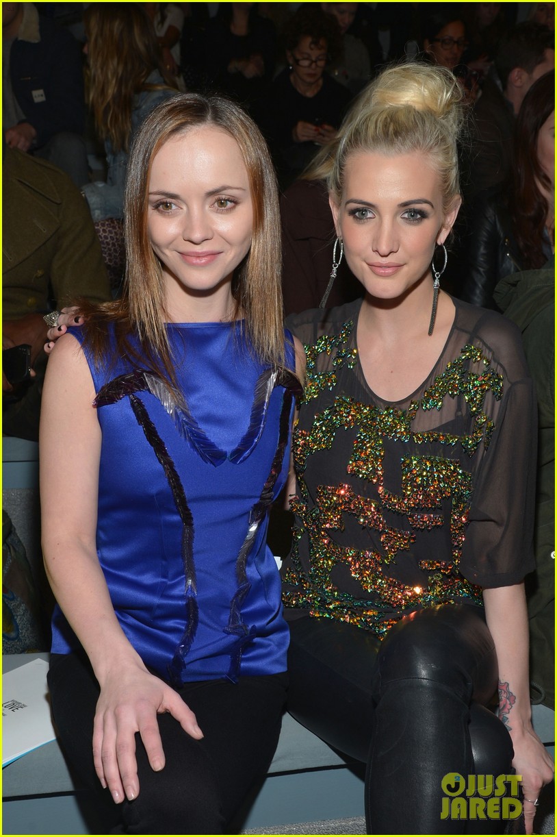 Ashlee Simpson & Christina Ricci: Richard Chai Fashion Show!: Photo ...