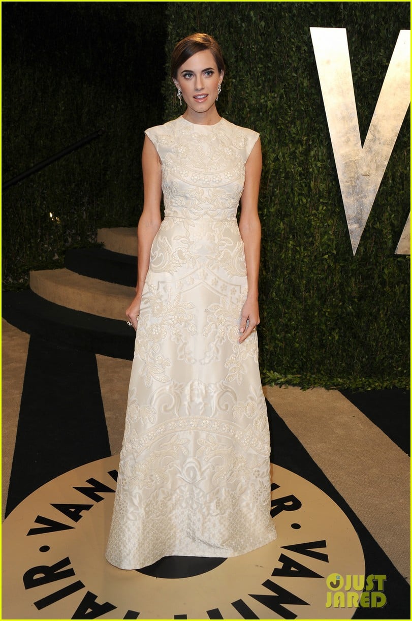 Allison Williams - Vanity Fair Oscars Party 2013: Photo 2820045 ...