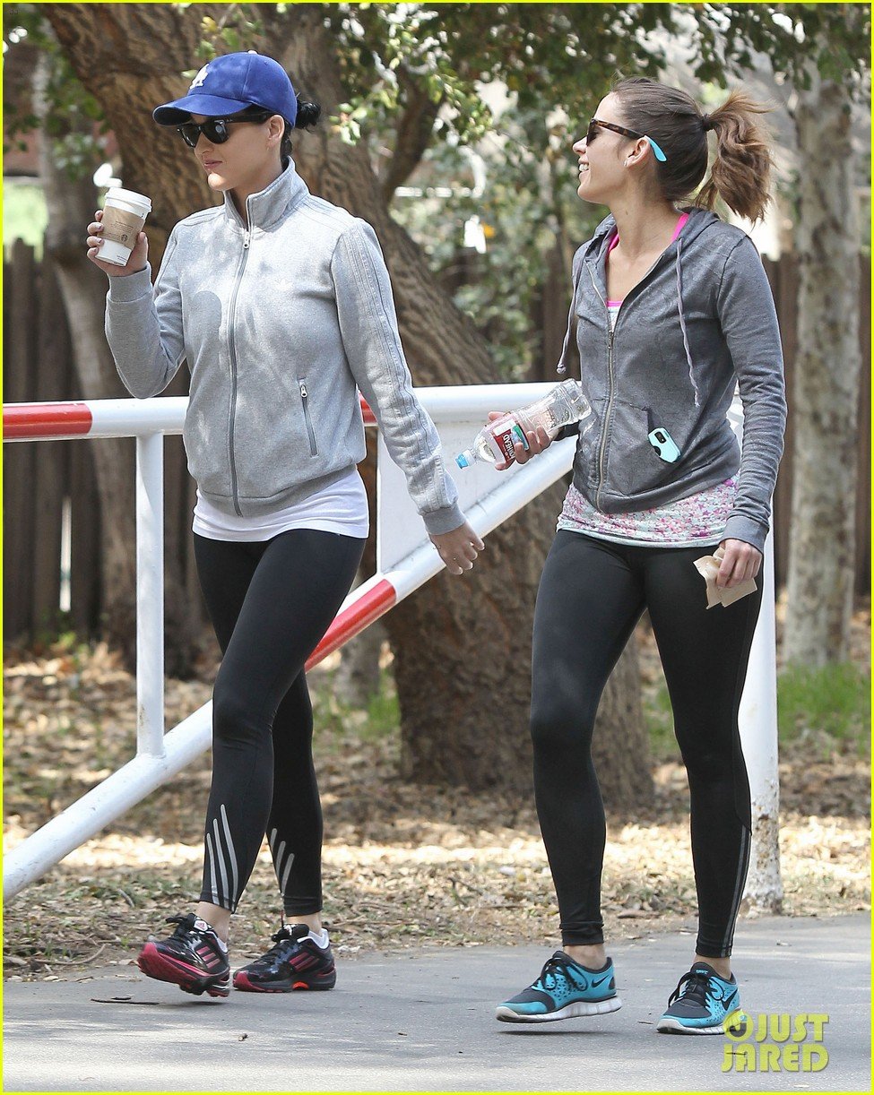 Katy Perry: Sunny Morning Workout!: Photo 2826581 | Katy Perry Photos ...