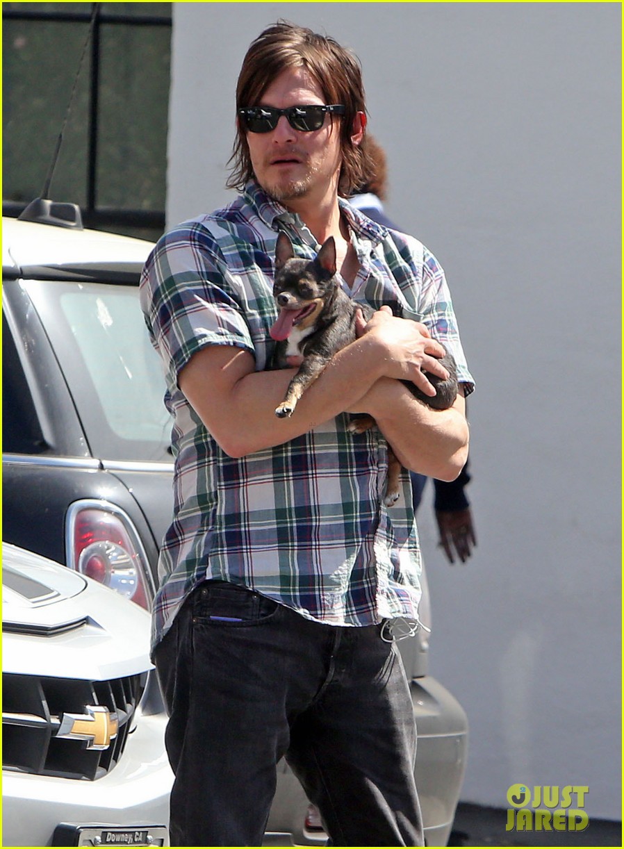 Norman Reedus: Win Signed 'Walking Dead' PS3 Game!: Photo 2835850 ...