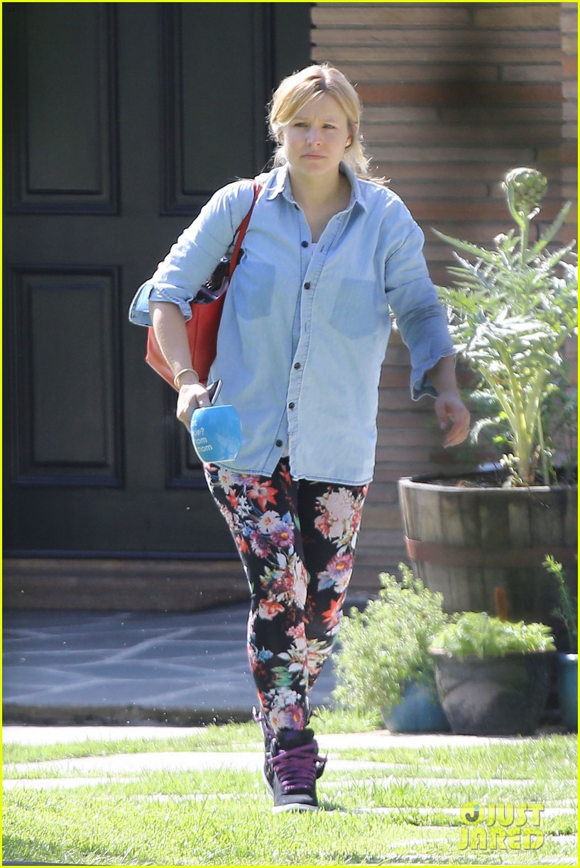 Kristen Bell Steps Out for First Time Since Giving Birth!: Photo ...