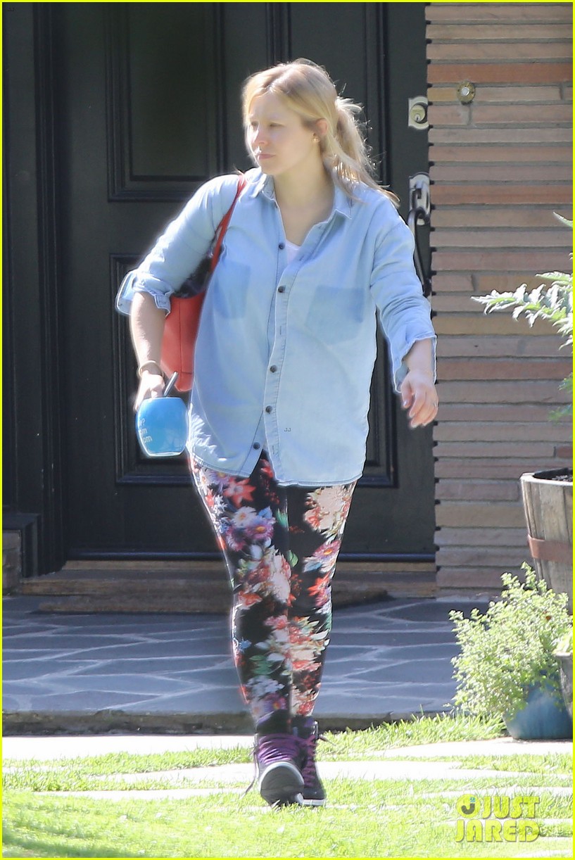 Kristen Bell Steps Out for First Time Since Giving Birth!: Photo ...