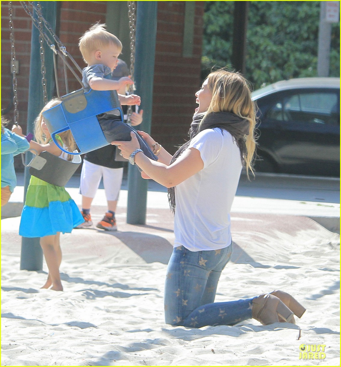 Hilary Duff: Ashton Kutcher's Love Interest on 'Two and a Half Men ...