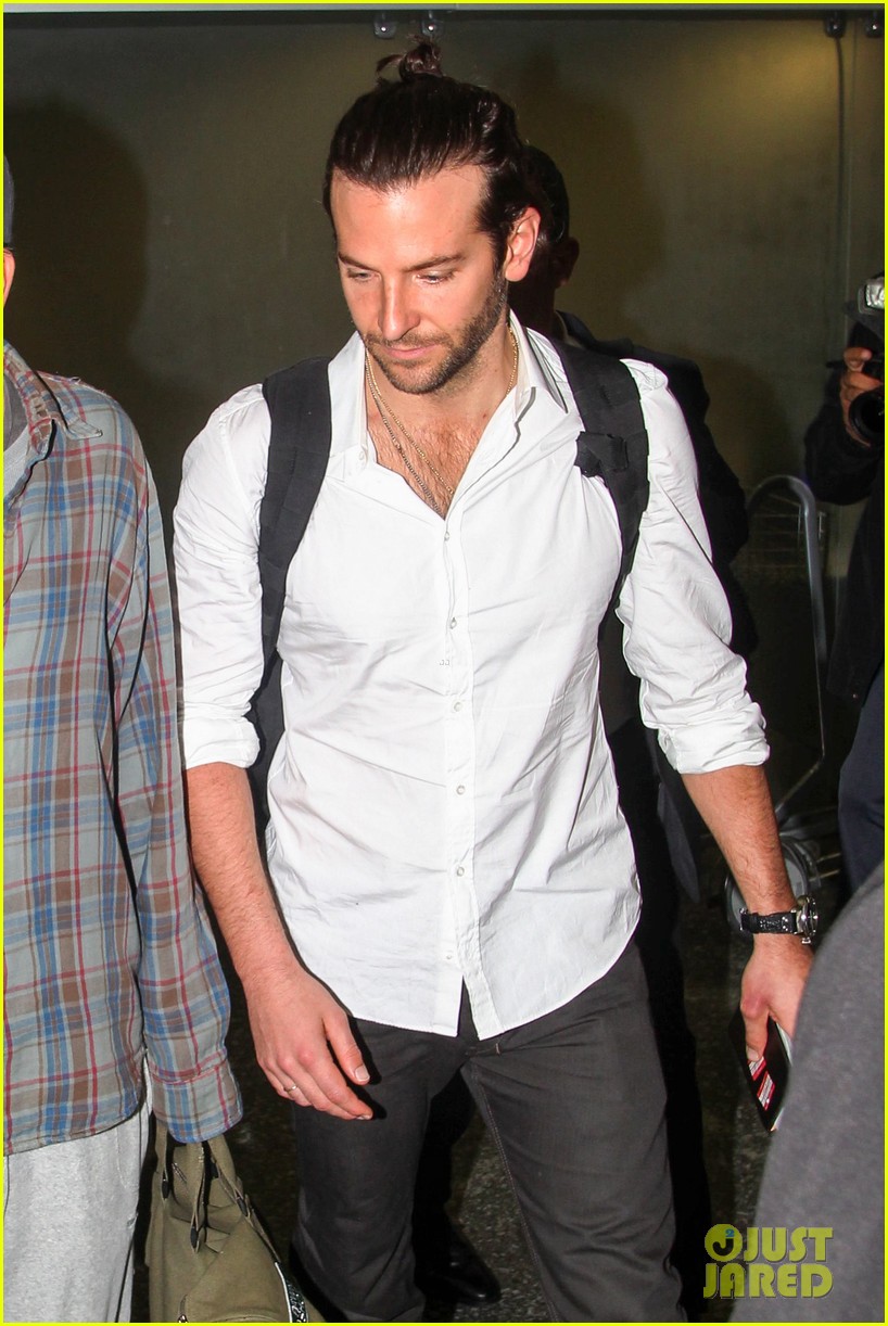 Bradley Cooper: Shirtless After Brazil Arrival with 'Hangover' Guys ...
