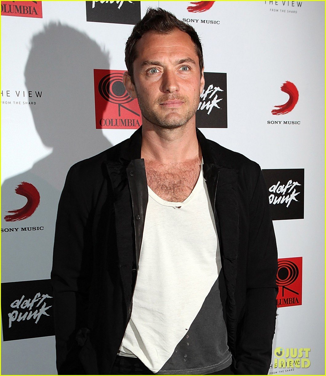 Jude Law: 'Random Access Memories' Listening Party!: Photo 2870063 ...