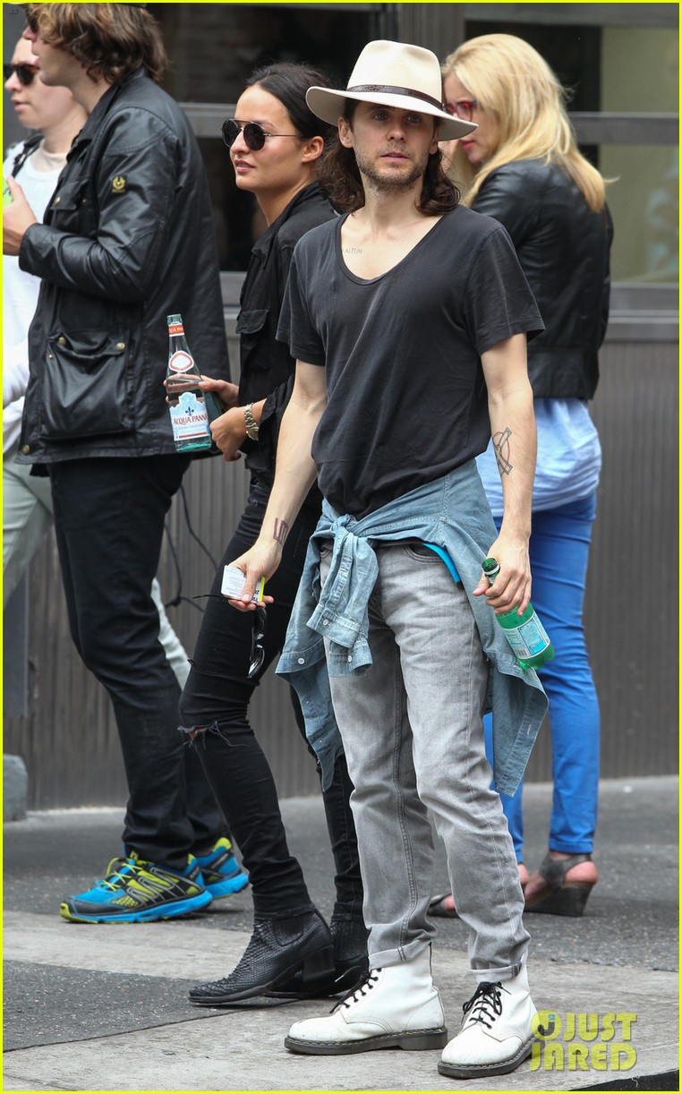 Jared Leto Performs Free Show in Union Square: Photo 2870044 | Jared ...