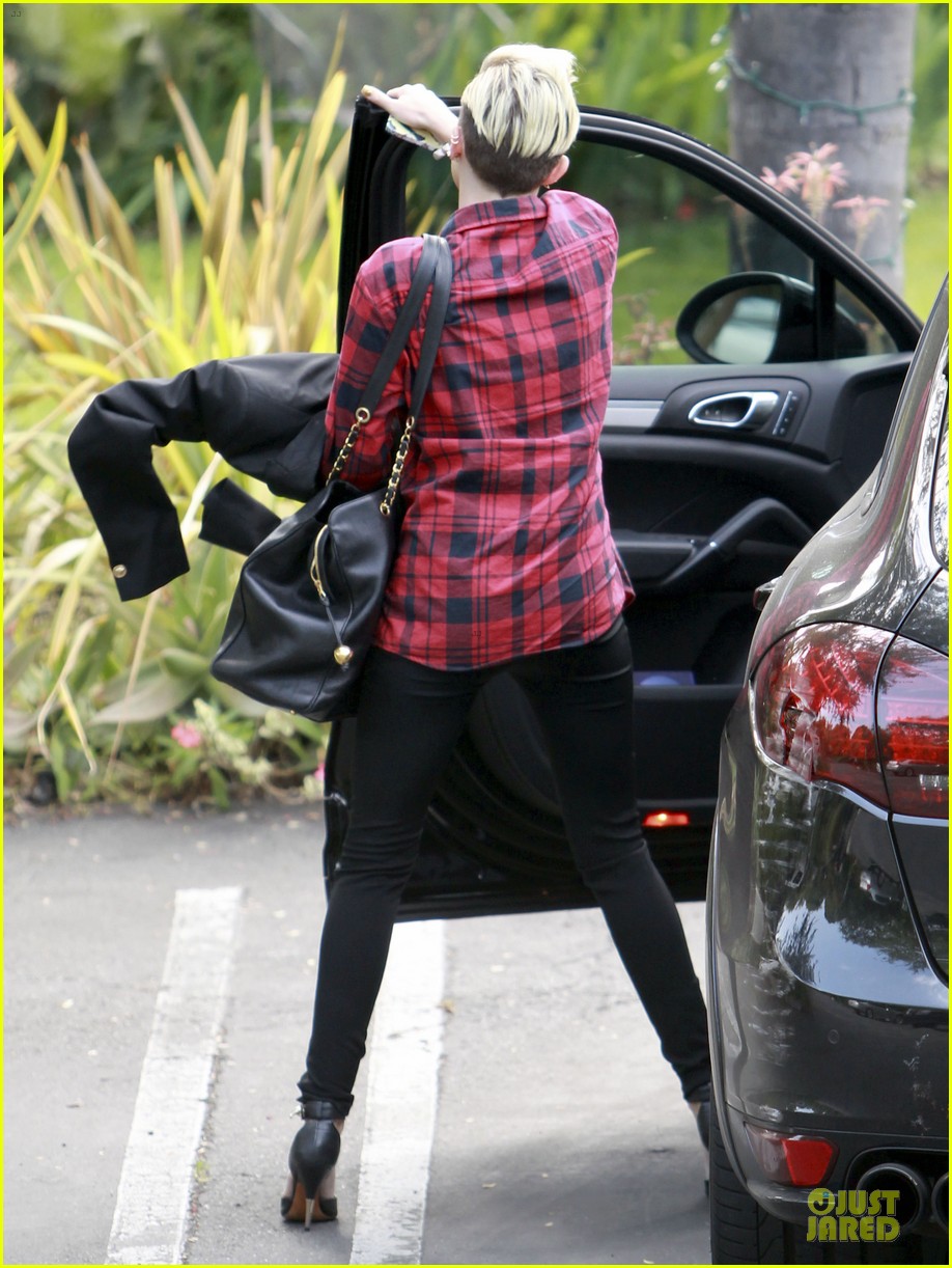 Liam Hemsworth Parties at Cannes, Miley Cyrus' Plaid Recording Session ...