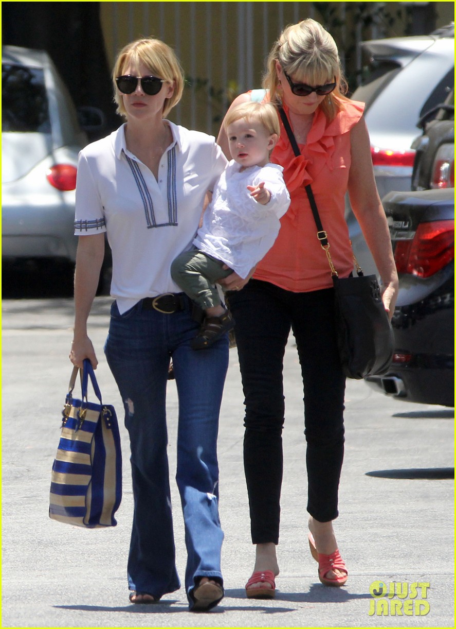 January Jones: 'Mad Men' Creator Talks Season Seven Plans: Photo ...