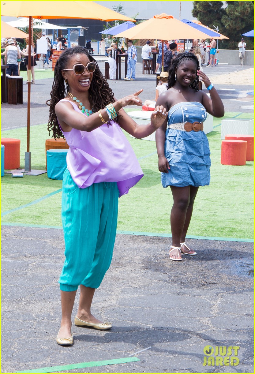 Maika Monroe & Michael B. Jordan: Just Jared's Summer Kick-Off Party ...