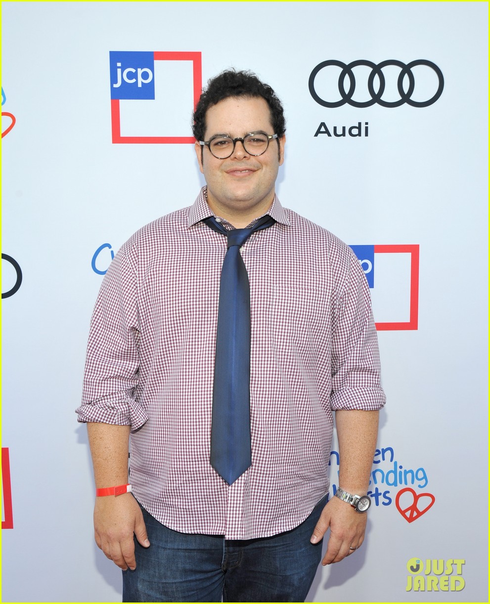 Ellen Pompeo & Kevin Zegers: Children Mending Hearts Style Sunday ...