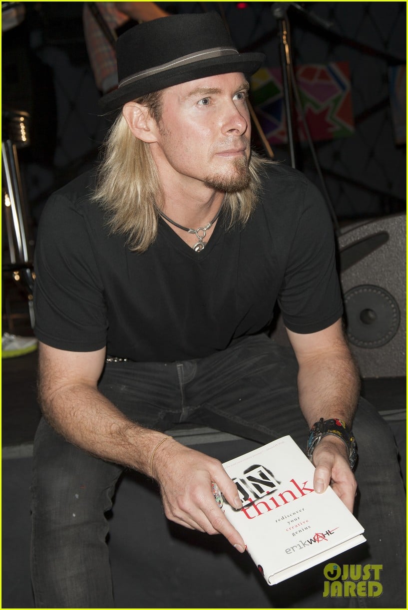 Nikki Reed's Awkward Run-in with 'Go Daddy Nerd' (Video): Photo 2885051 ...