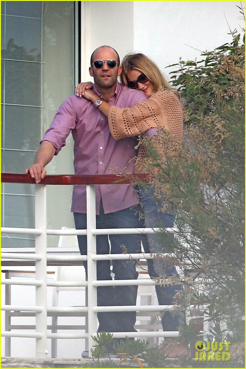 Rosie Huntington-Whiteley: Bikini Vacation with Jason Statham!: Photo ...