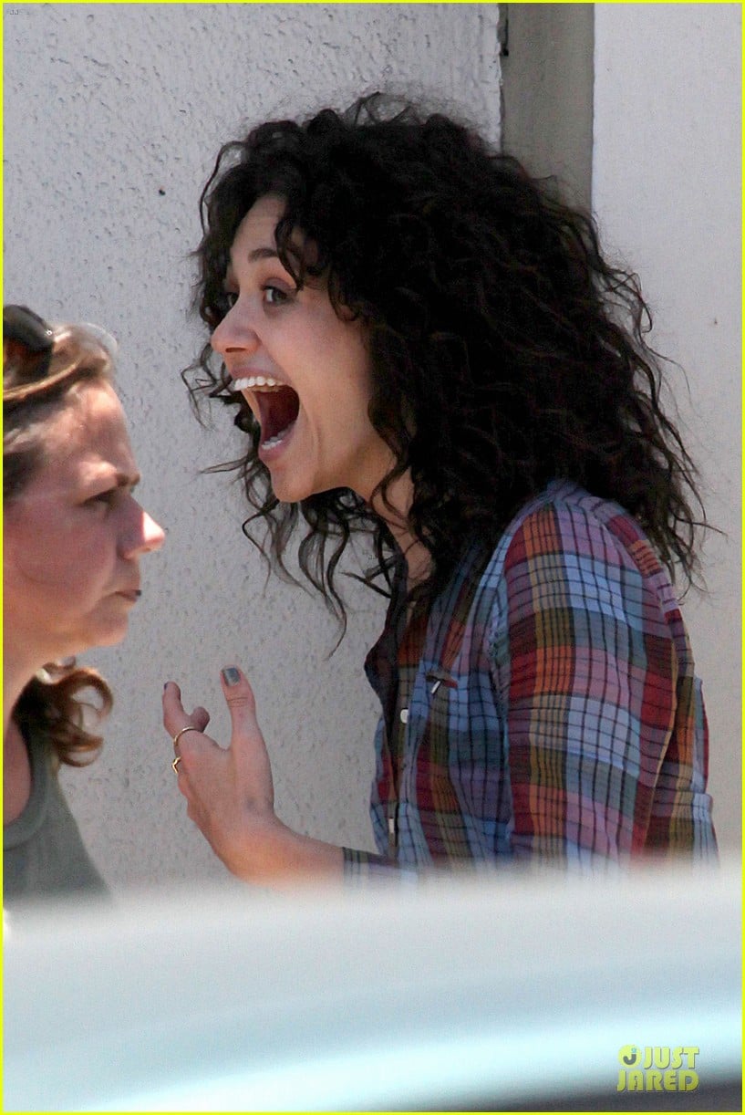 Emmy Rossum: Natural Curls for 'Comet'!: Photo 2894788 | Emmy Rossum ...