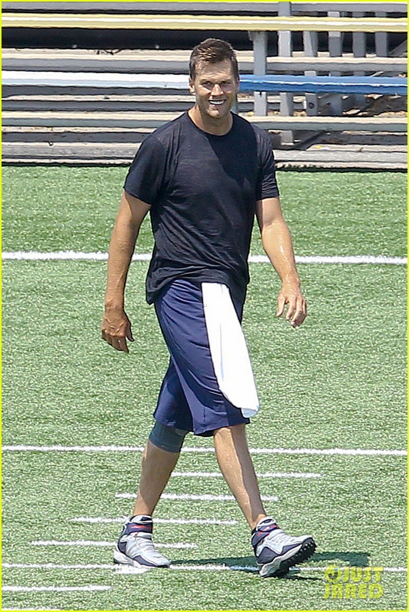 Tom Brady: Independence Day Football Practice!: Photo 2904067 | Tom ...