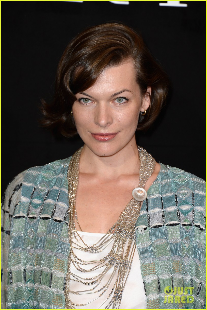 Milla Jovovich & Naomie Harris: Giorgio Armani Prive Show!: Photo ...