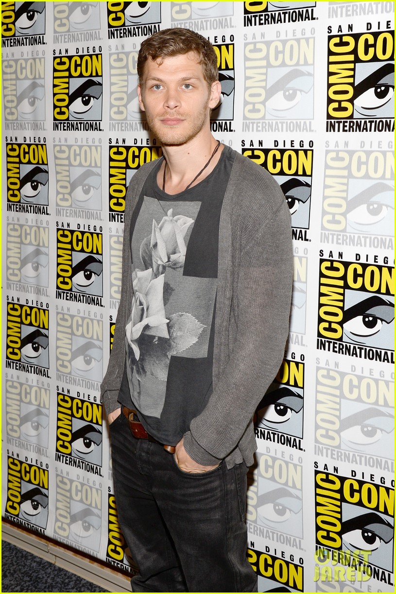 Joseph Morgan & Phoebe Tonkin: 'The Originals' at Comic-Con!: Photo ...