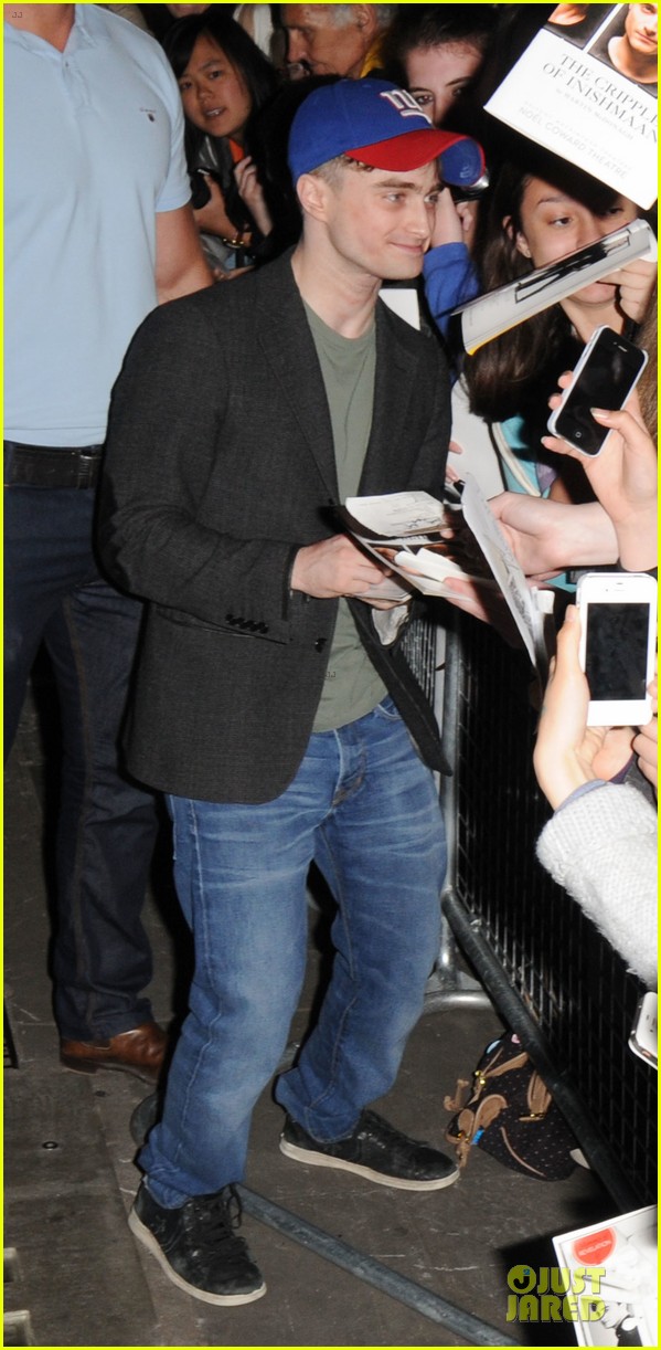 Daniel Radcliffe: 'The Simpsons' Return as Diggs!: Photo 2902965 ...