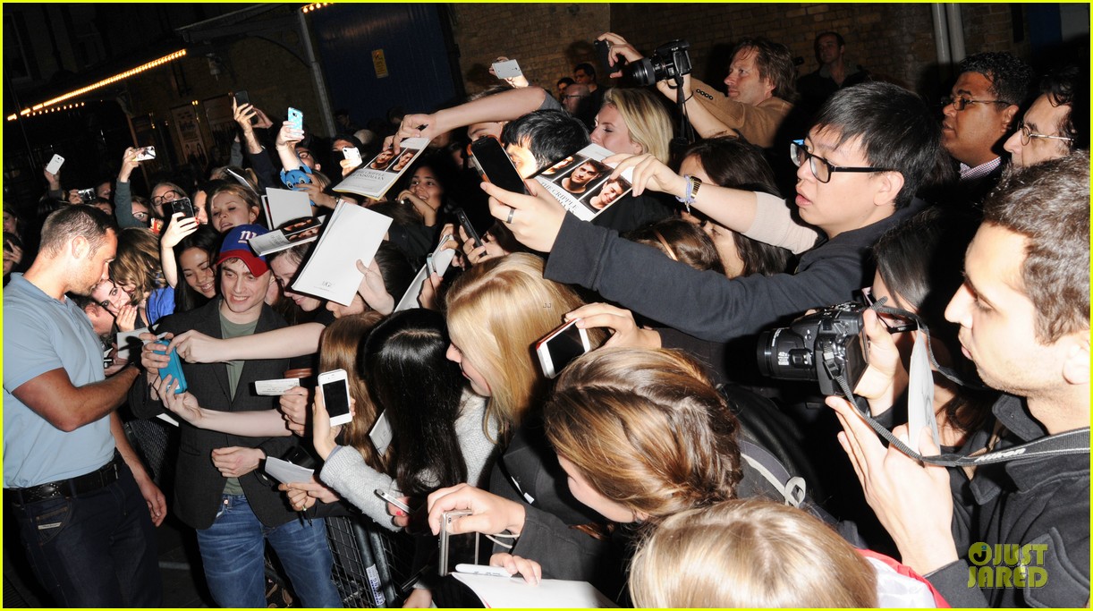 Daniel Radcliffe: 'The Simpsons' Return as Diggs!: Photo 2902977 ...