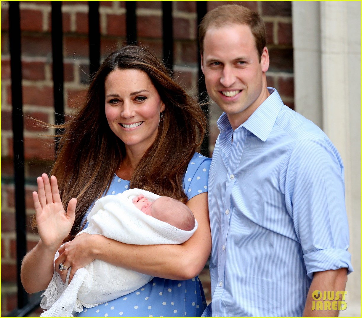 Royal Baby First Photos with Kate Middleton & Prince William: Photo ...