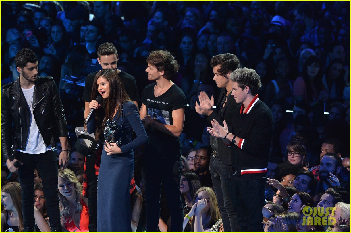 One Direction - VMAs 2013 Winners for Song of the Summer!: Photo ...