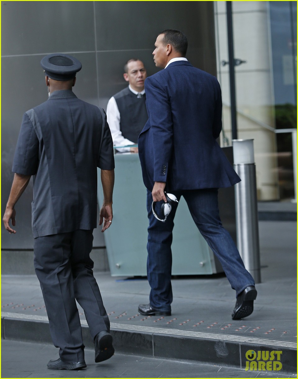 Alex Rodriguez Steps Out After Record MLB Suspension: Photo 2924173 ...