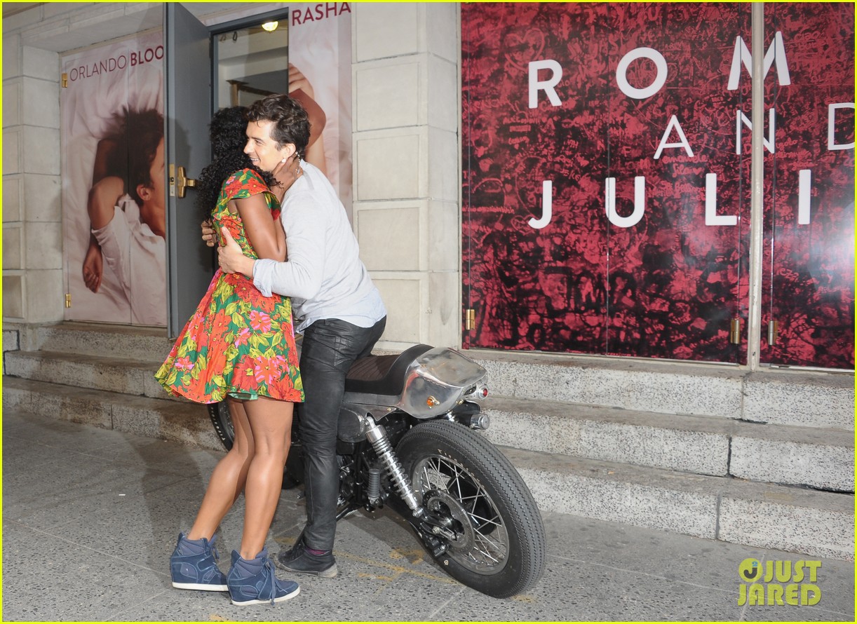 Orlando Bloom: 'Romeo & Juliet' Photo Call with Condola Rashad!: Photo ...