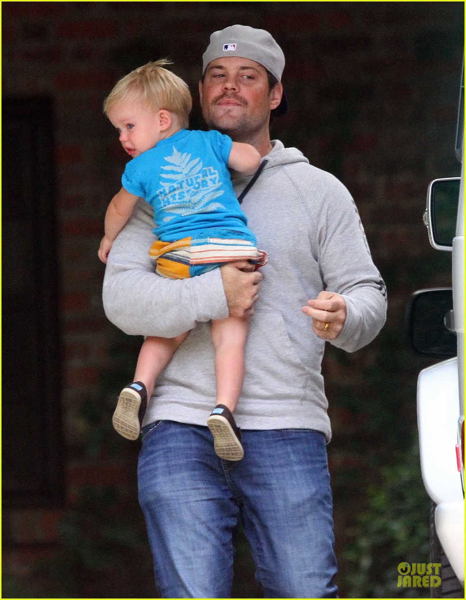 Hilary Duff & Mike Comrie: Luca's Drum Beating Music Class!: Photo ...