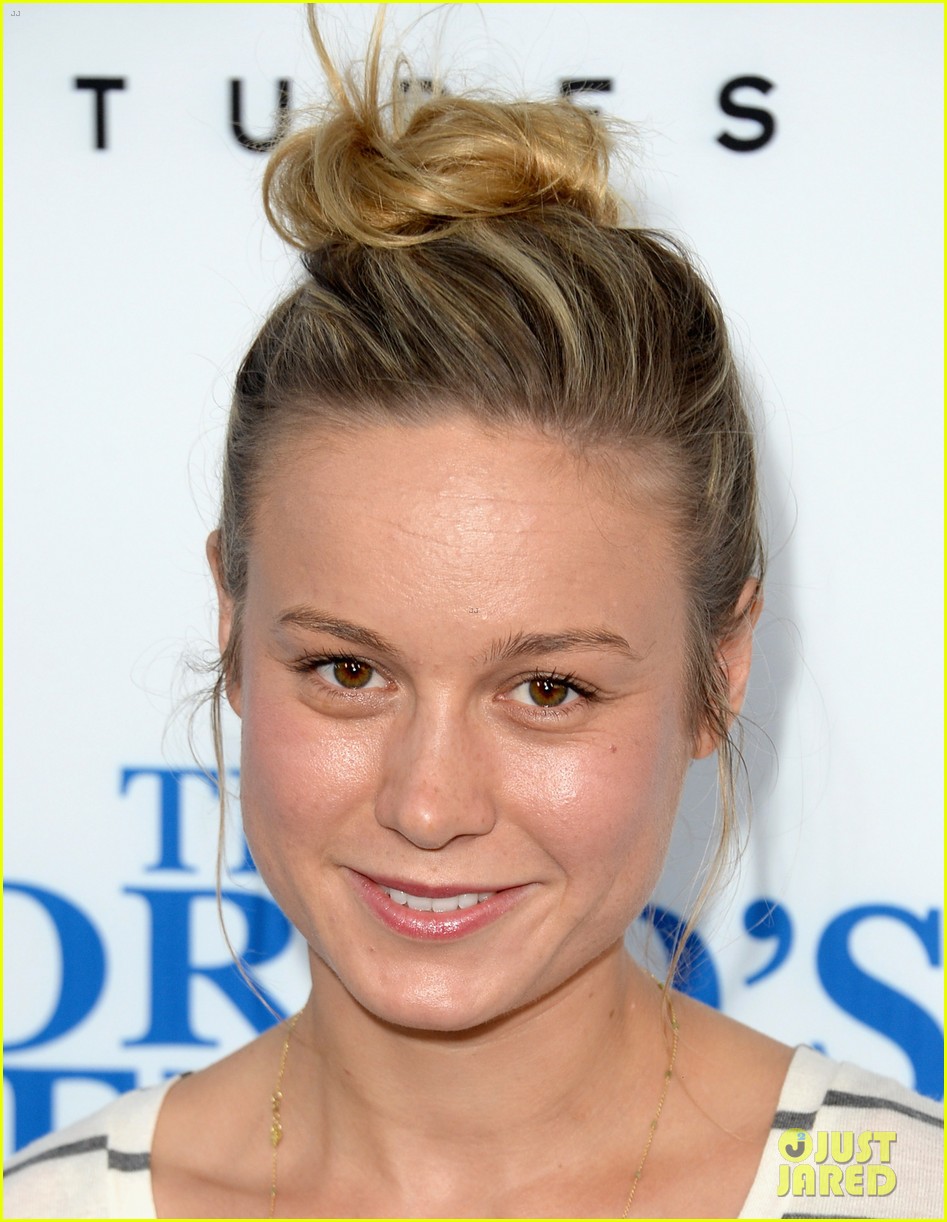 Megan Hilty & Brie Larson: 'World's End' Hollywood Premiere!: Photo ...