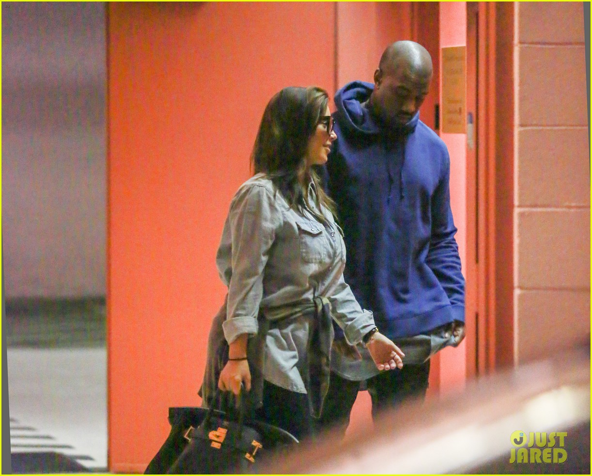 Kim Kardashian Photos: First Spotting After North West's Birth: Photo ...