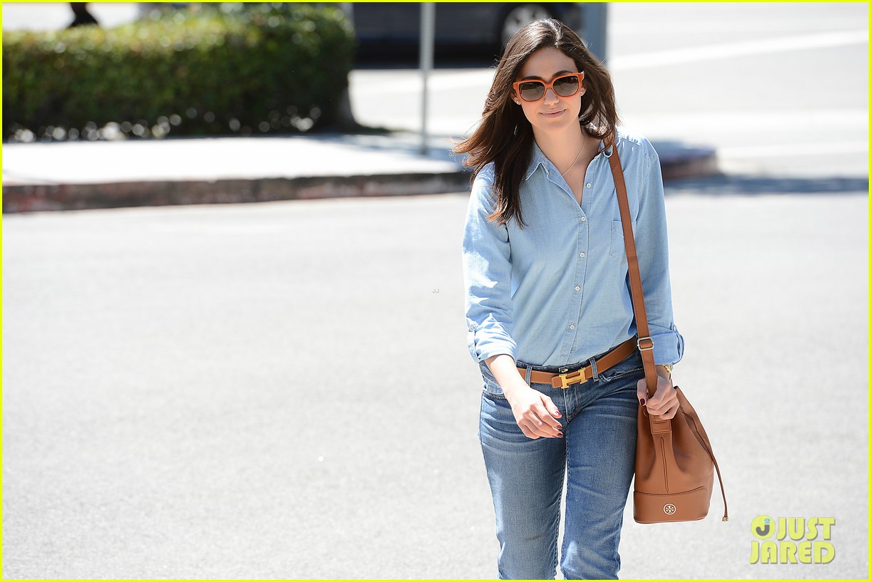 Emmy Rossum: Nesting is a Happy Activity!: Photo 2940040 | Emmy Rossum ...