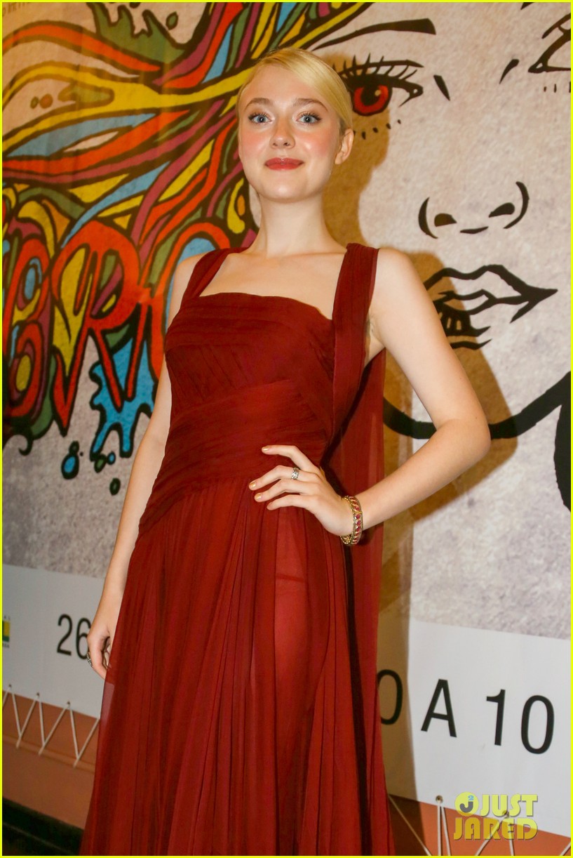 Dakota Fanning: 'Night Moves' Rio Film Festival Premiere!: Photo ...