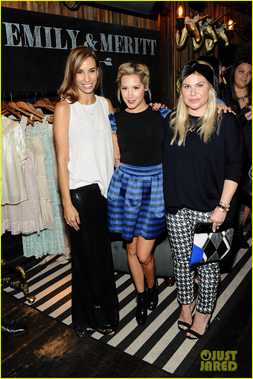 Emma Roberts & Holland Roden: Emily & Meritt's PBteen Launch: Photo ...