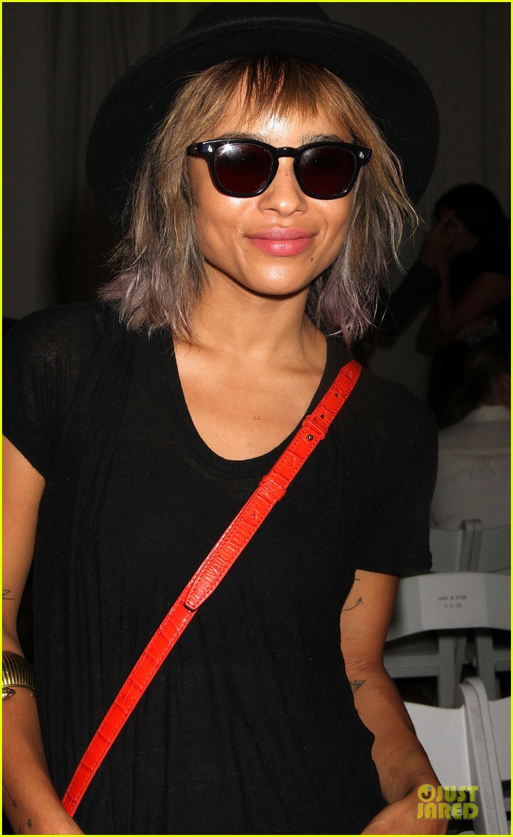 Zoe Kravitz & Iggy Azalea: Sass & Bide Fashion Show!: Photo 2949676 ...